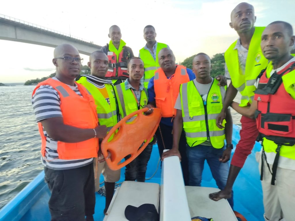 Index of /wp-content/uploads/2025/10